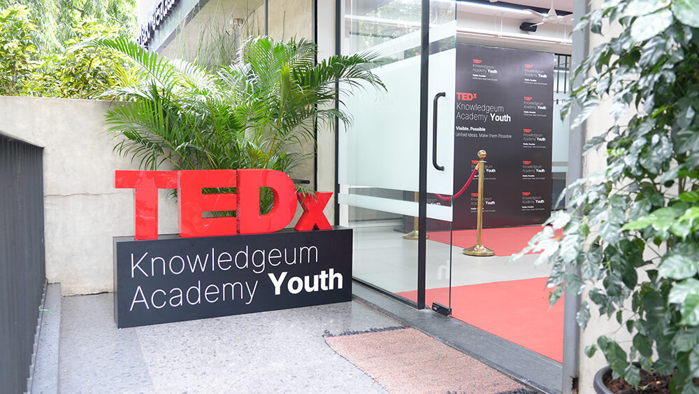 Unfolding Ideas at TEDxKnowledgeumAcademyYouth 2025